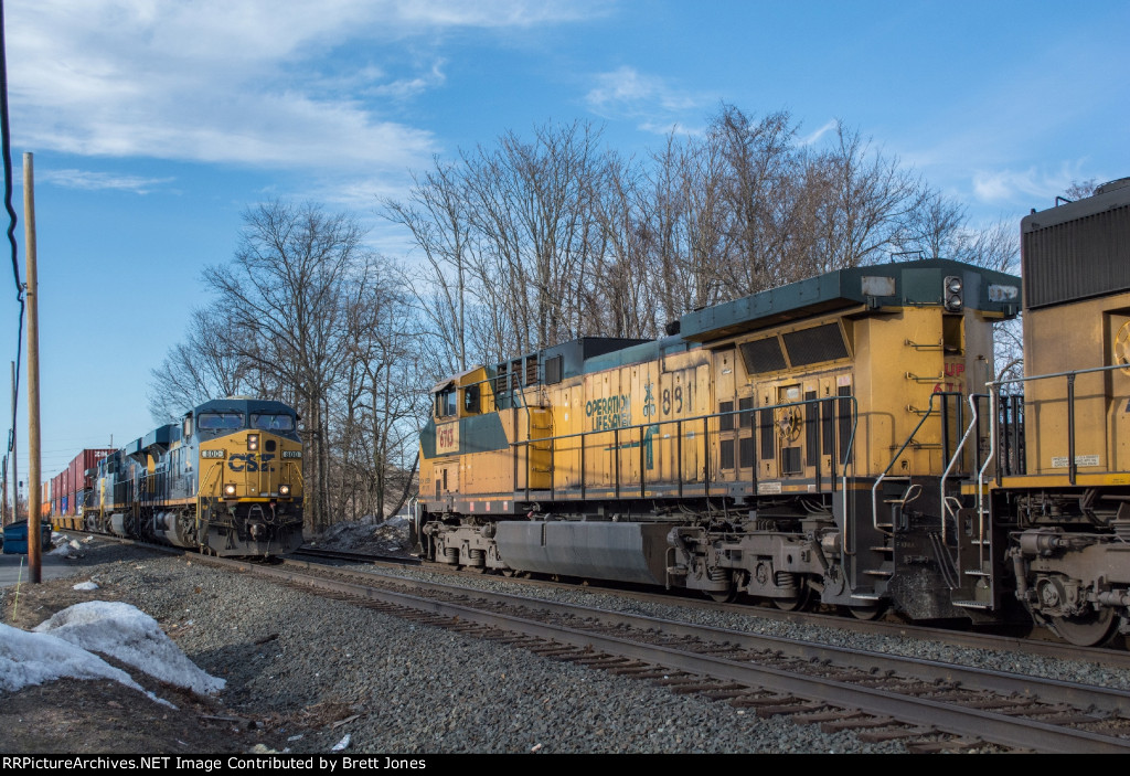 CSX K683 meets Q114
